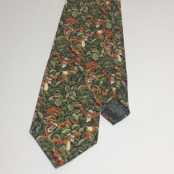 Disney | Accessories | Walt Disney Tigger The Tiger Tie | Poshmark